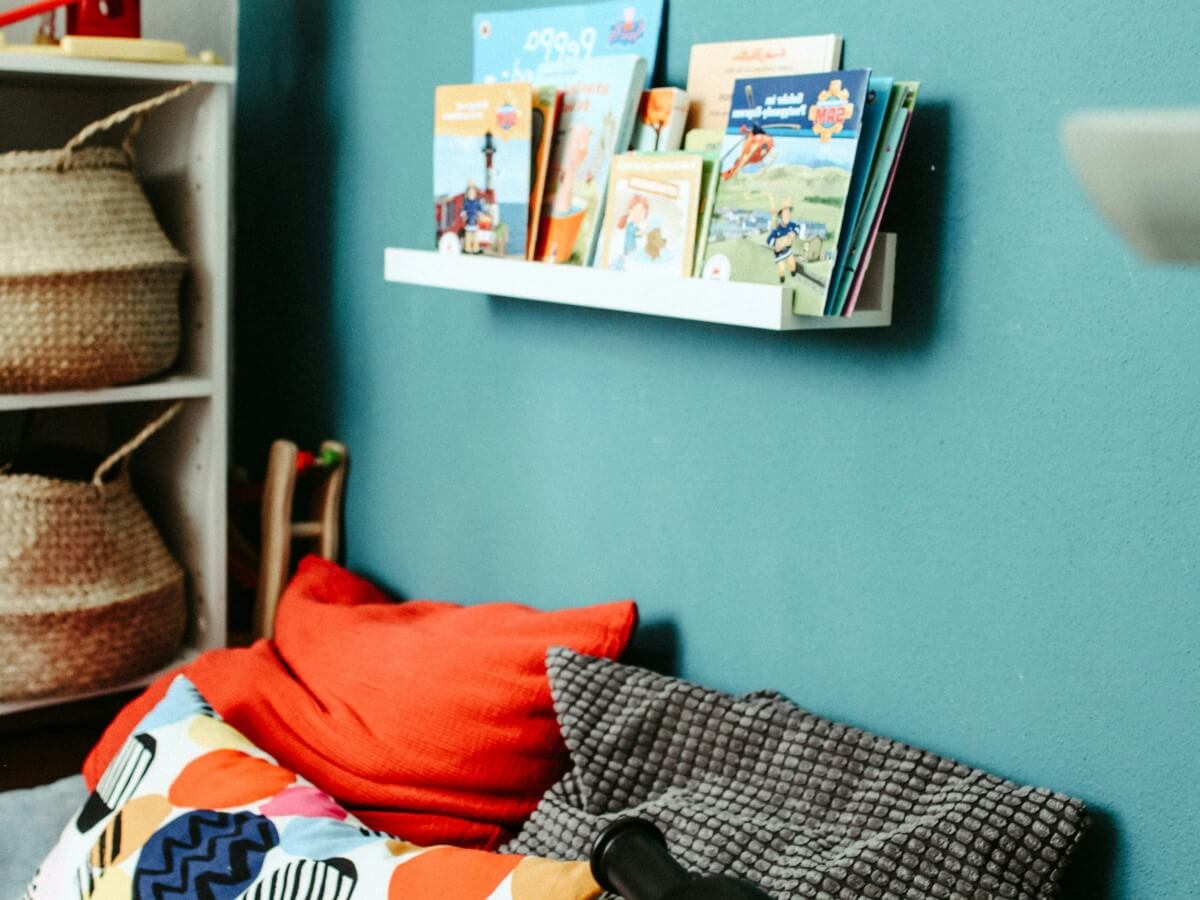 18 Smart Ideas to Make Use of Bedroom Wall that We Love - Penny Decor Guide